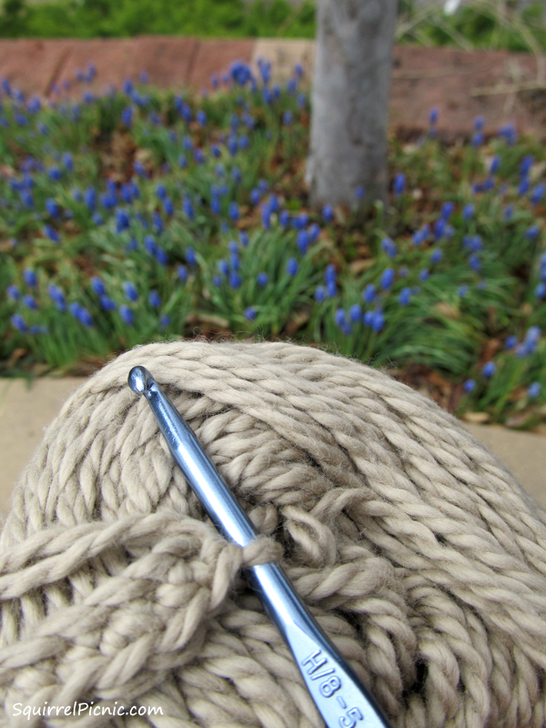The Sleepyz Blanket: Crocheting Zs Everywhere I Go | Squirrel Picnic